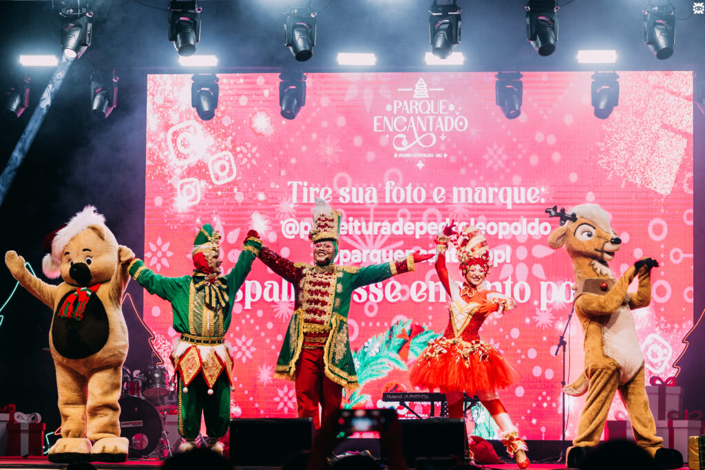 Parque Encantado encanta Pedro Leopoldo com magia natalina e sucesso de ...